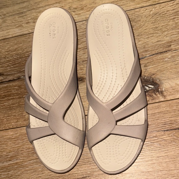 CROCS | Shoes | Crocs Womens Sanrah Strappy Wedge In ...